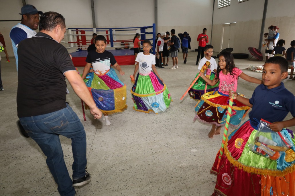 Llevando Cultura y Deporte a los barrios para prevenir la delincuencia ...